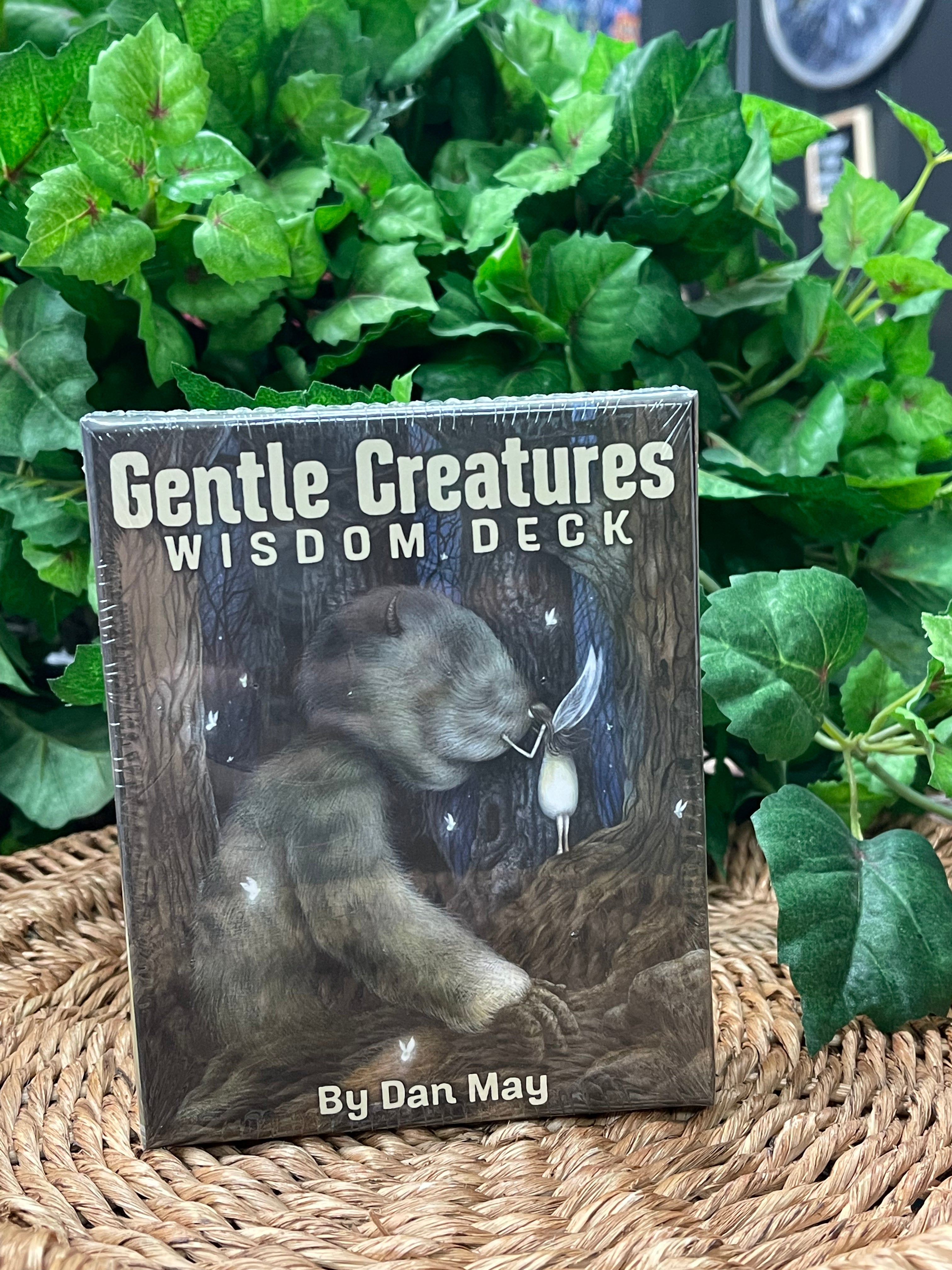 Gentle Creatures Wisdom Deck – Triakoras